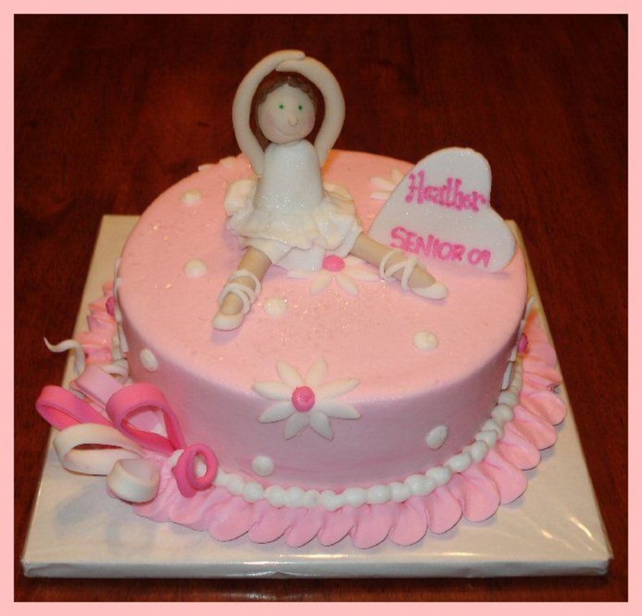 Dance Graduation - CakeCentral.com