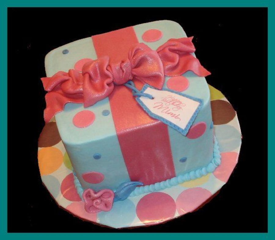 Box / Package Cake - CakeCentral.com
