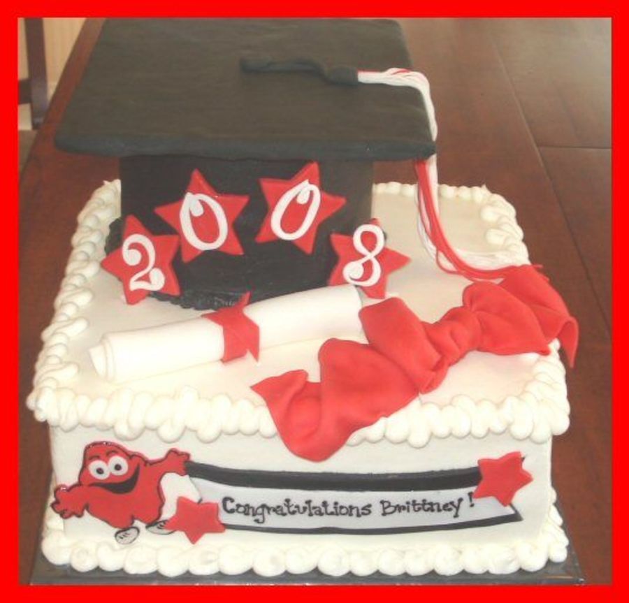 Wku Graduation - CakeCentral.com