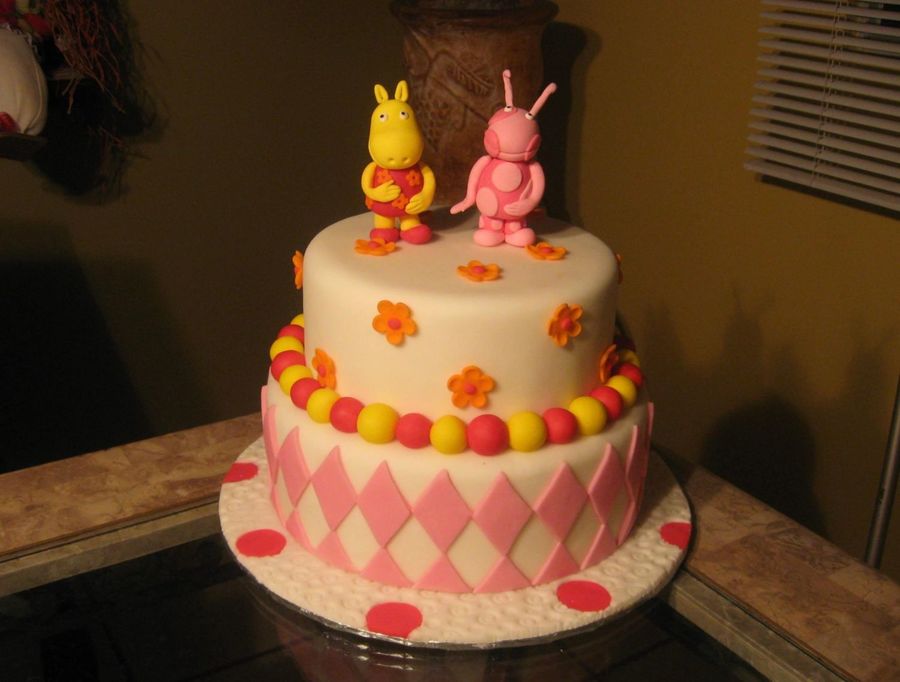Backyardigans Cake - CakeCentral.com