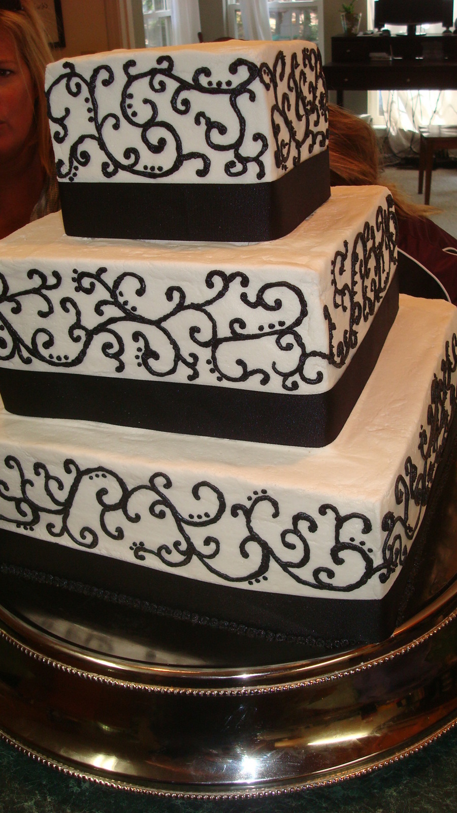 Black And White Scrolls - CakeCentral.com