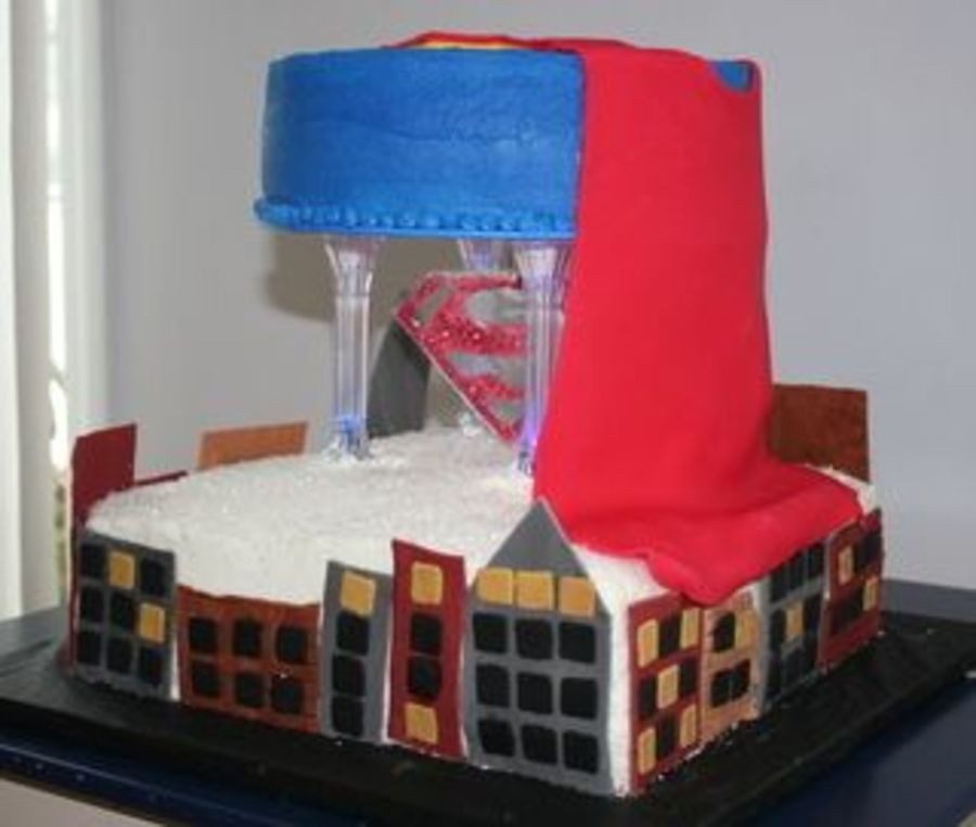 Superman Side View - CakeCentral.com