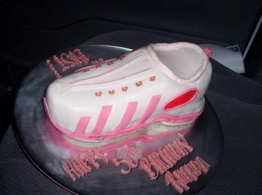Shoe Cake - CakeCentral.com