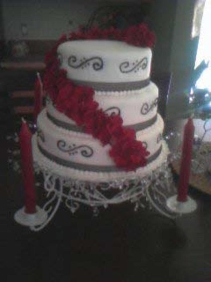 Red Flower Cake - CakeCentral.com