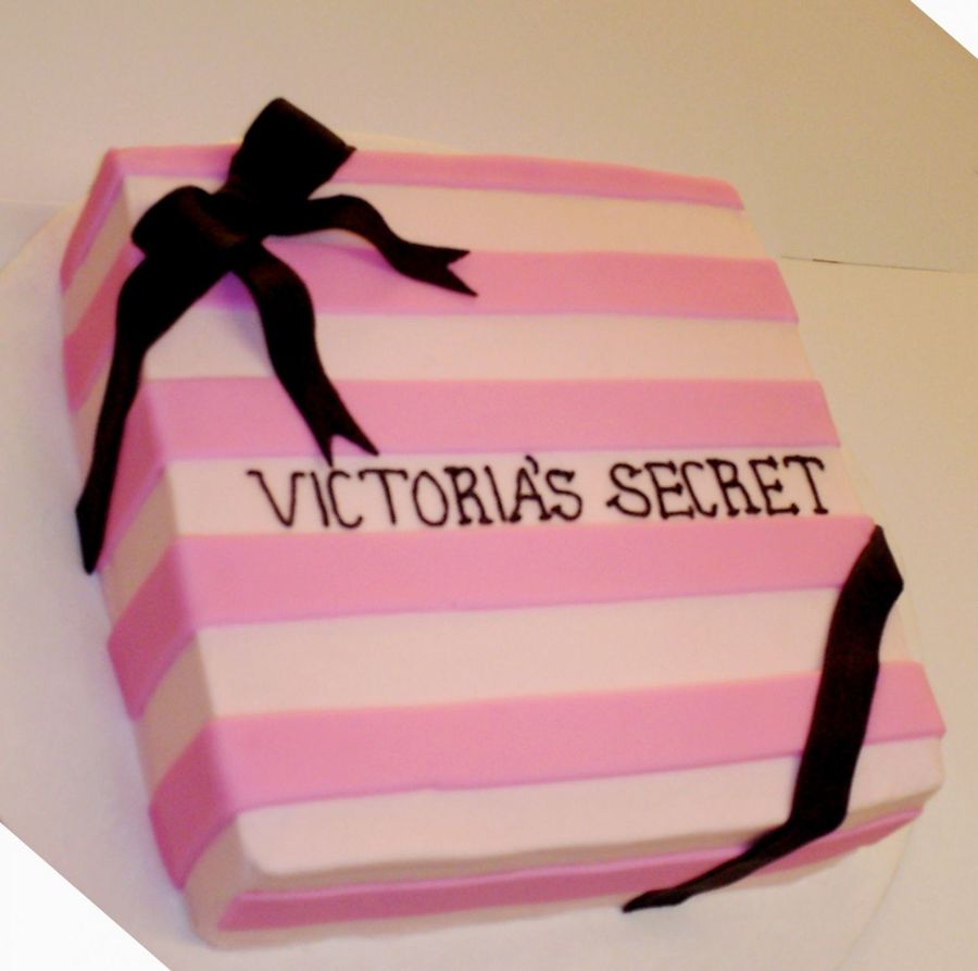 Victoria's Secret Gift Box - CakeCentral.com