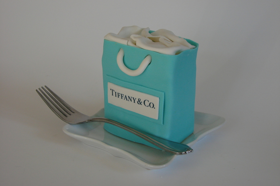 Tiffany Cakelet Design With Coordinating Cupcakes - CakeCentral.com