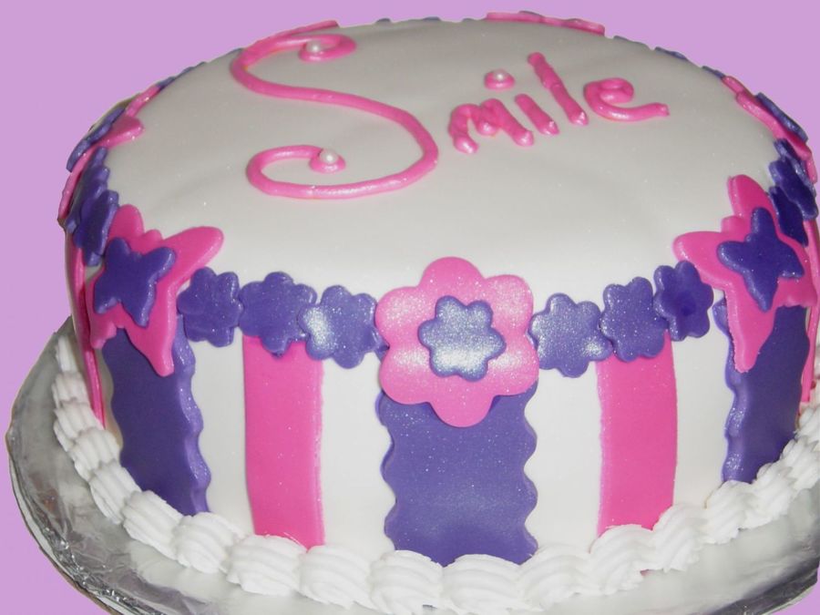 Everyone Can Use A Smile - CakeCentral.com