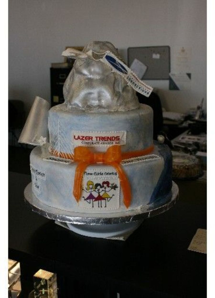 Corporate Theme Cake - CakeCentral.com