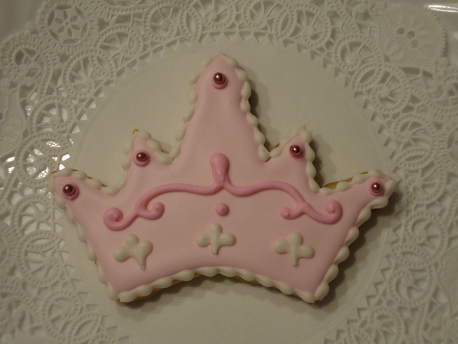 Princess Tiara Cookies - CakeCentral.com