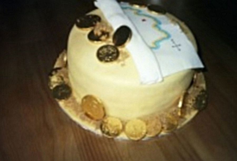 Treasure Map Cake - CakeCentral.com