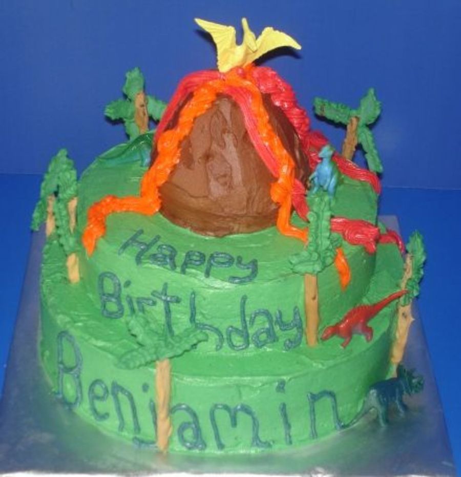 Volcano And Dinosaur Cake - CakeCentral.com
