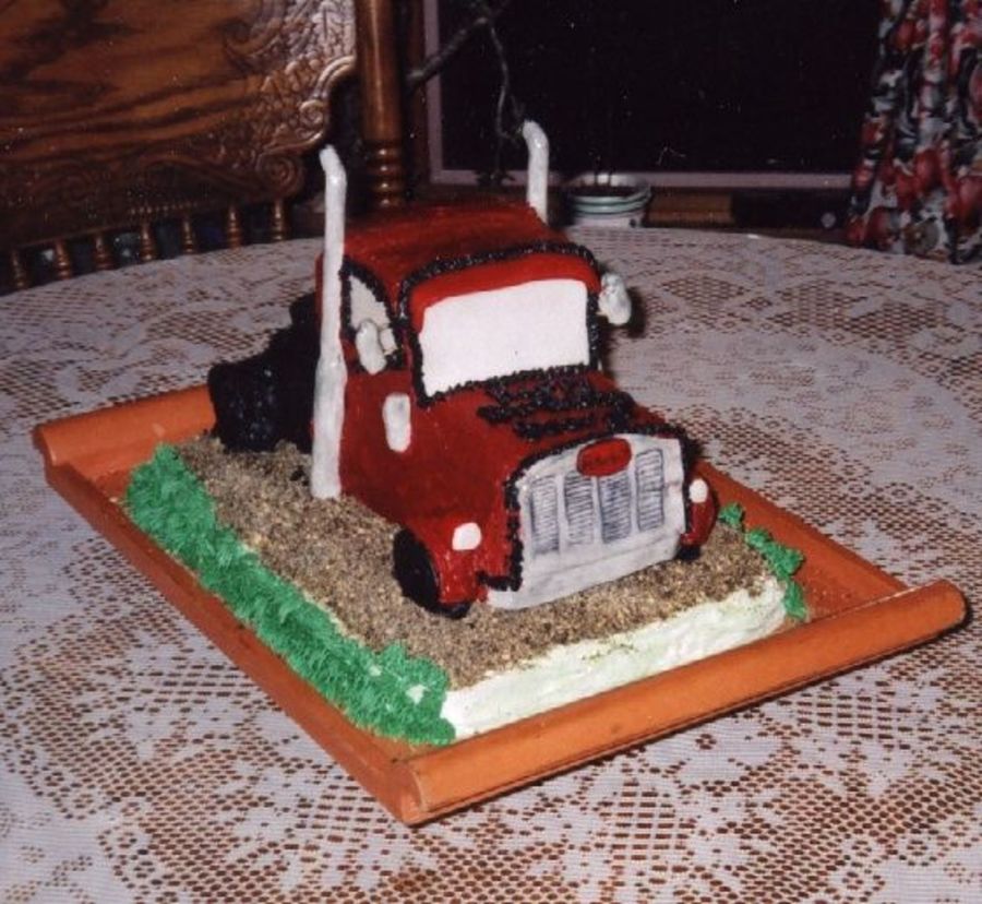 Peterbilt Truck - CakeCentral.com