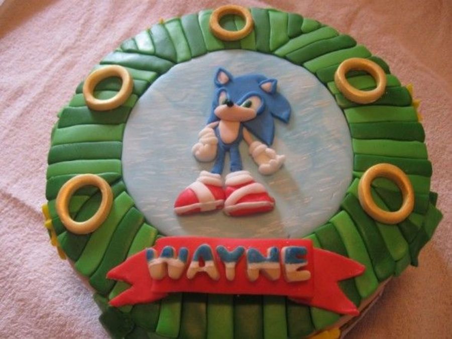 Sonic The Hedgehog Cake - CakeCentral.com