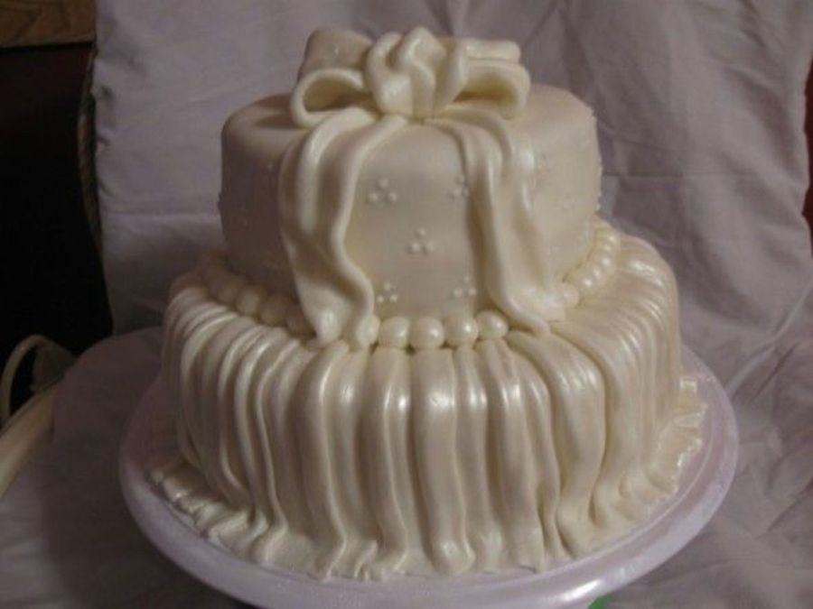 White On White - CakeCentral.com