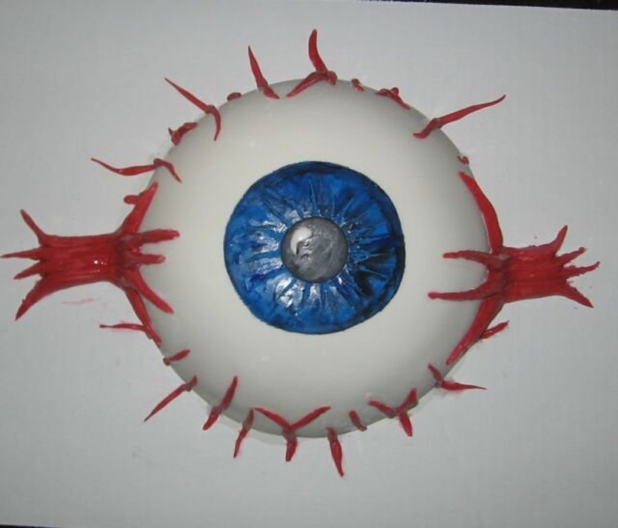 Eyeball Cake - CakeCentral.com