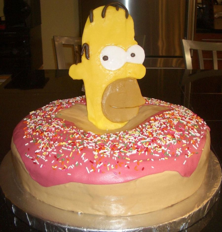 Homer Simpson And His Illustrious Donut! - CakeCentral.com