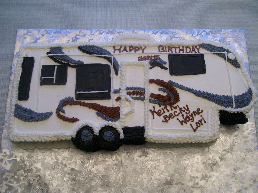 Fifth Wheel Travel Trailer - CakeCentral.com