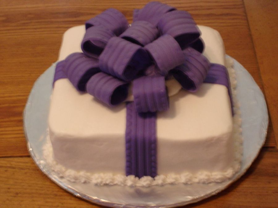 Fondant Present Cake - CakeCentral.com