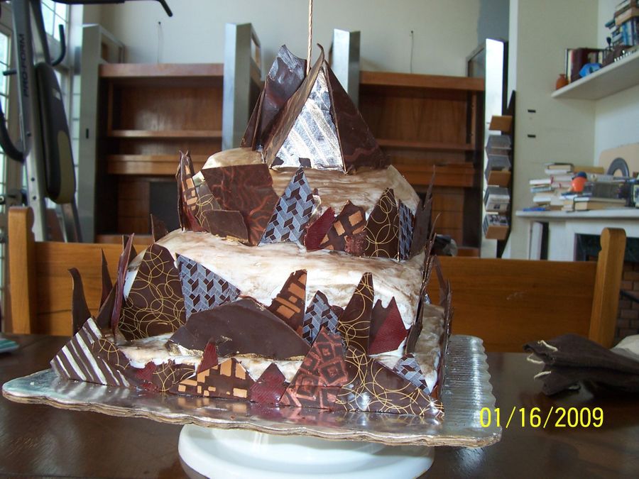 Modernist Structure - CakeCentral.com