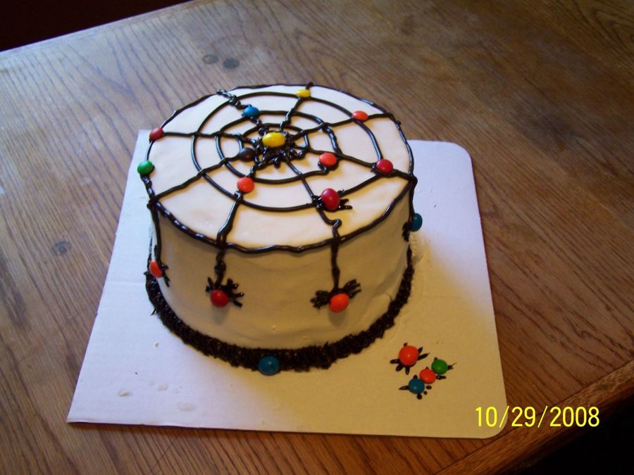 Spider Web Cake - CakeCentral.com