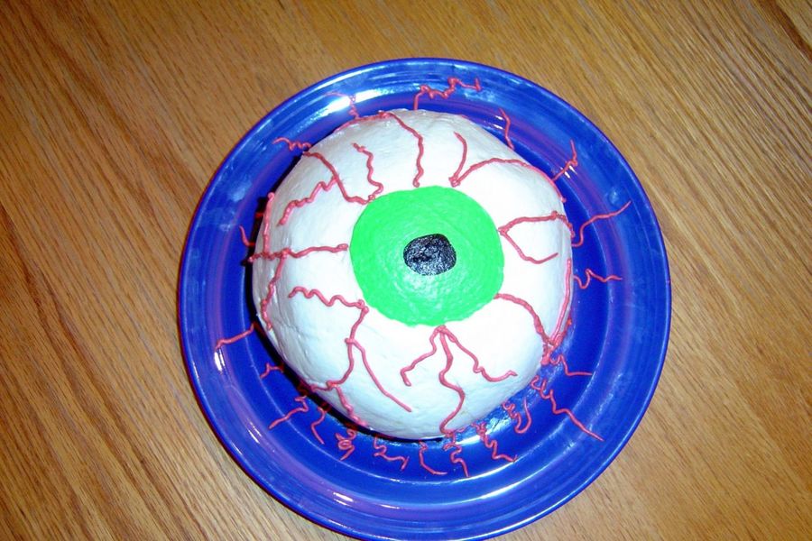 Eyeball Cake - CakeCentral.com