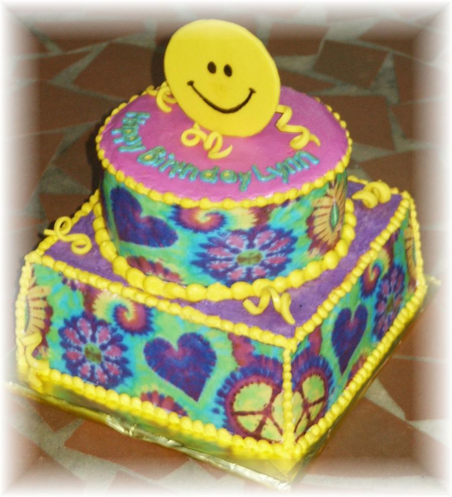 70's Tie Dye Groovy Cake - CakeCentral.com