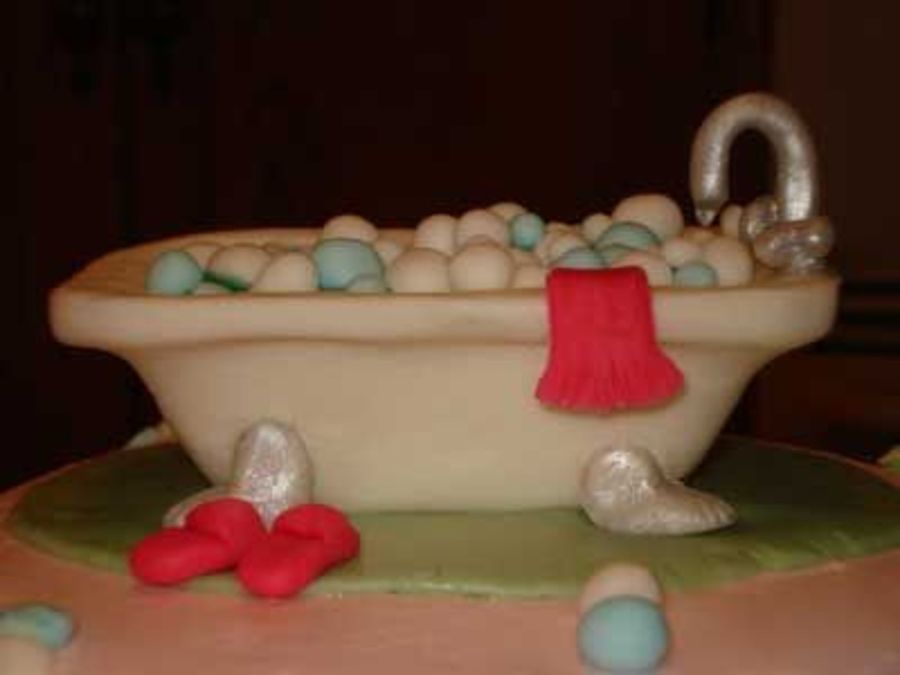 Close Up Of Bathtub For Spa Cake - CakeCentral.com