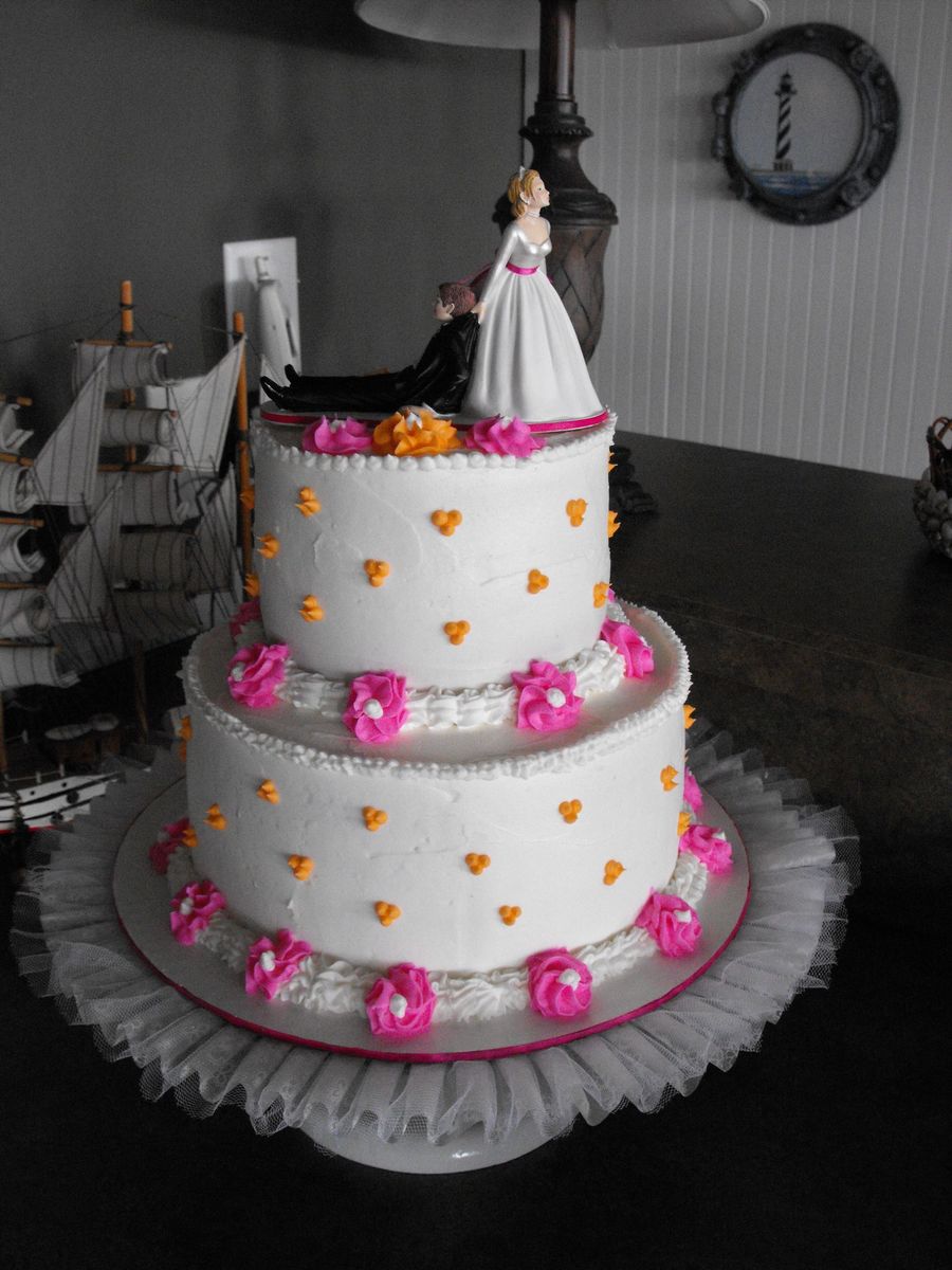 Round Wedding Cake - CakeCentral.com