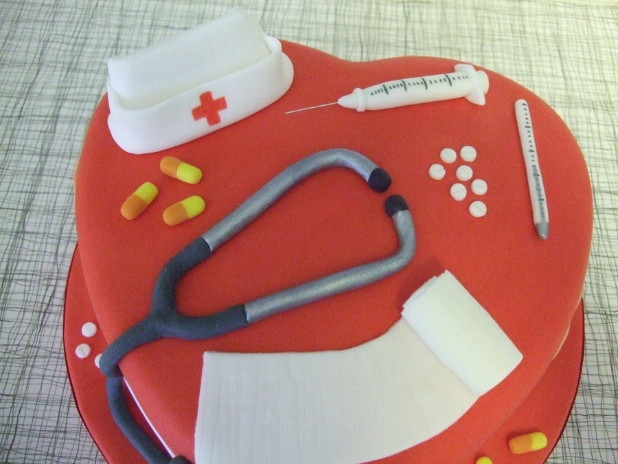 Nurse/doctor - CakeCentral.com