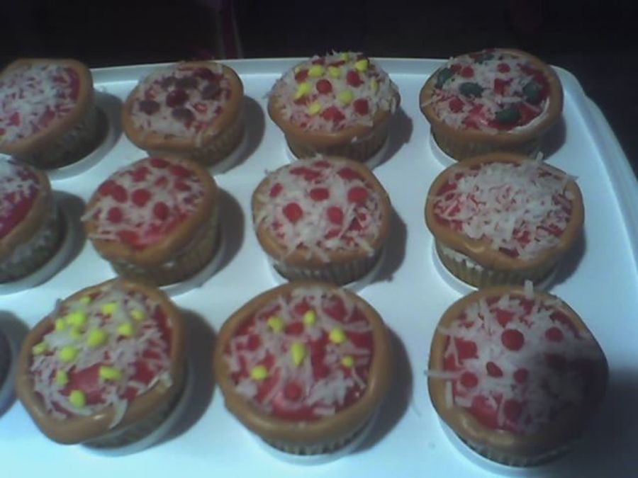 Pizza Cupcakes...... - CakeCentral.com