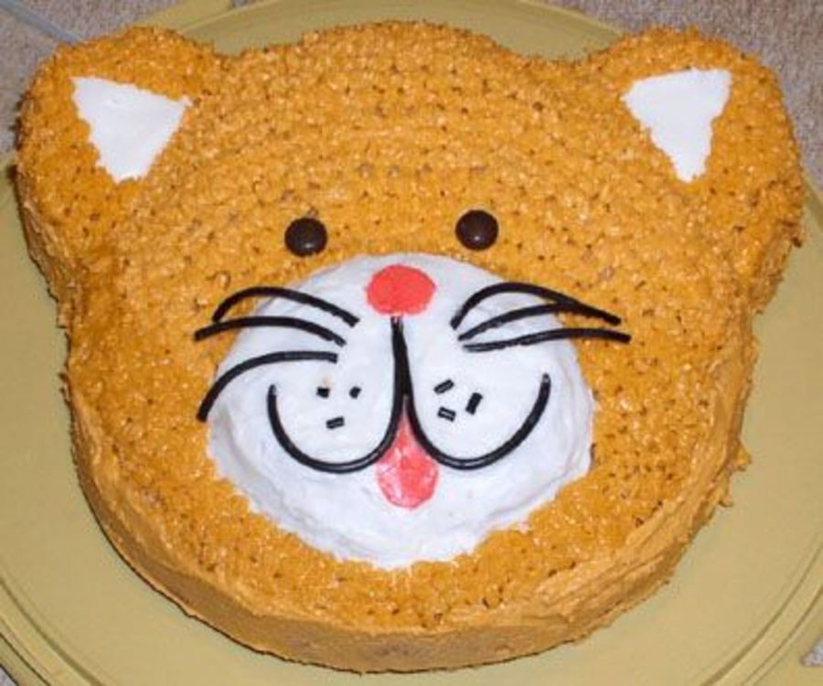 Kitty Cat Cake - CakeCentral.com