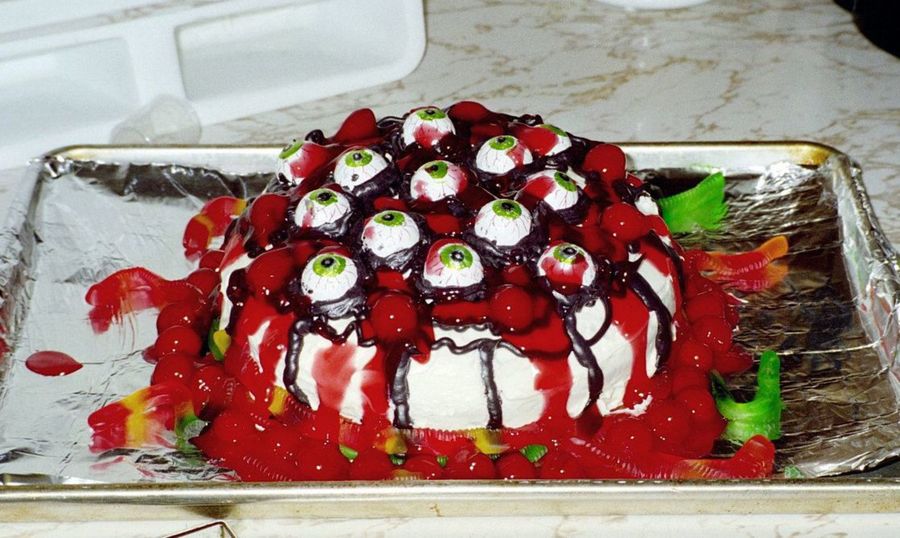 Eyeball Cake - CakeCentral.com