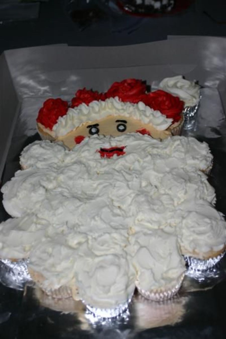 Santa Cupcake Cake - CakeCentral.com