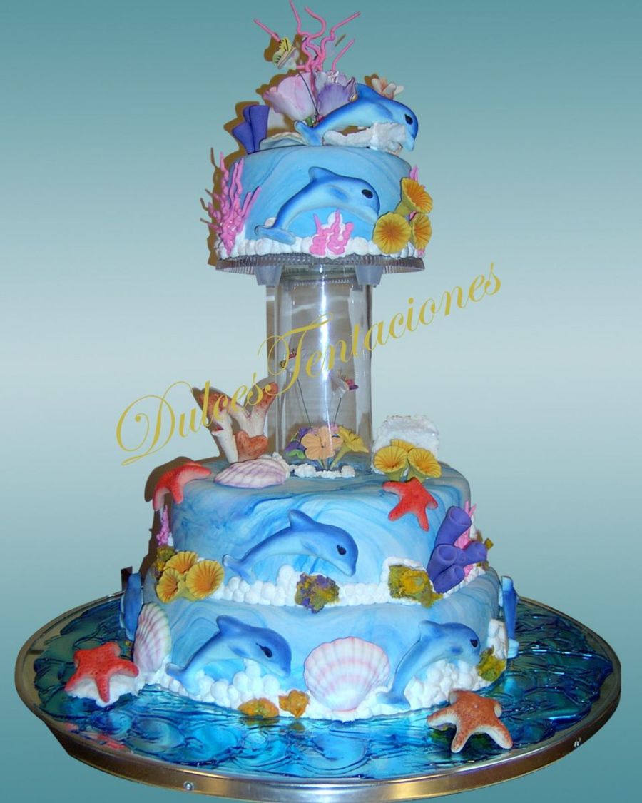 Delfines - CakeCentral.com