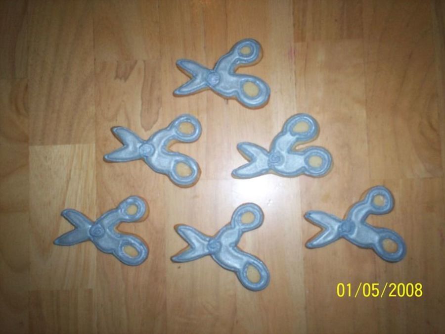 Scissors - CakeCentral.com