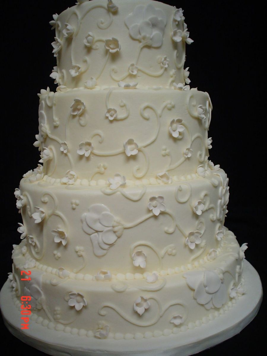 Dreams On Ivory - CakeCentral.com