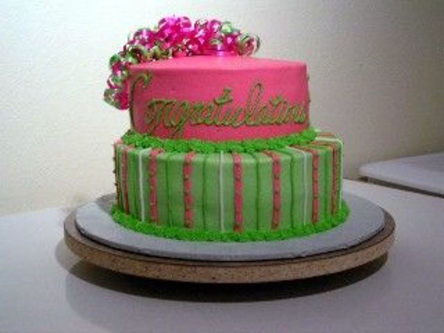No, These Aren't Her School Colors! - CakeCentral.com