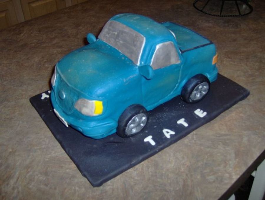 Other View Of Ford F-150 Lightning - CakeCentral.com