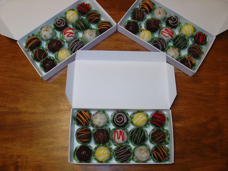 Assorted Cake Balls - CakeCentral.com