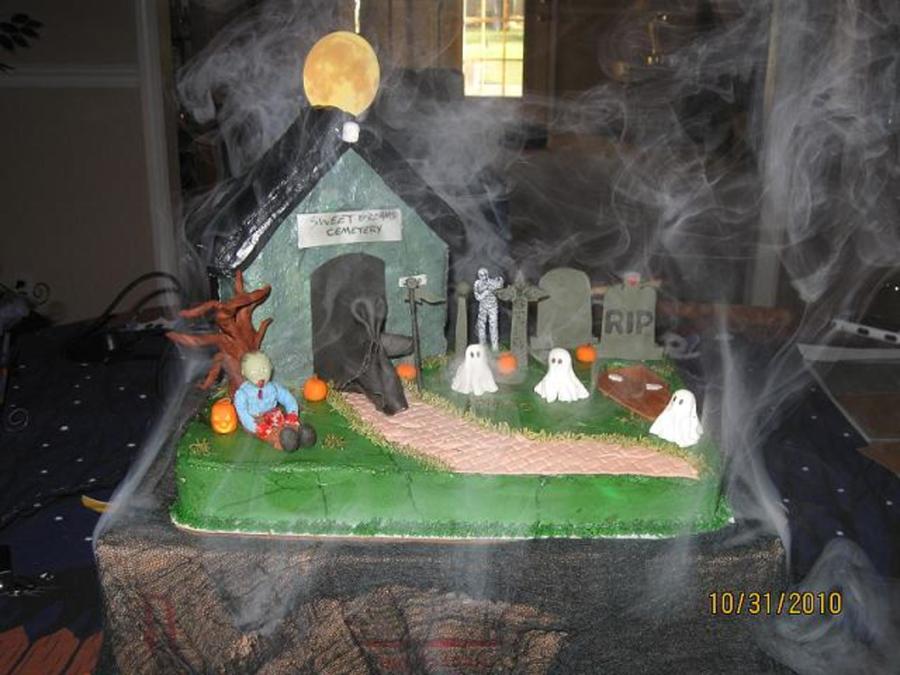 Sweet Dreams Cemetery - CakeCentral.com