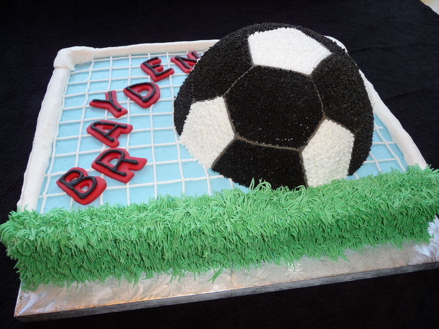 Soccer - CakeCentral.com