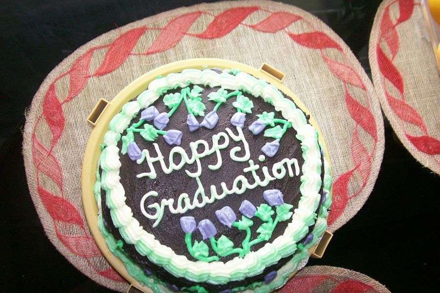 Friend's Graduation Cake - CakeCentral.com