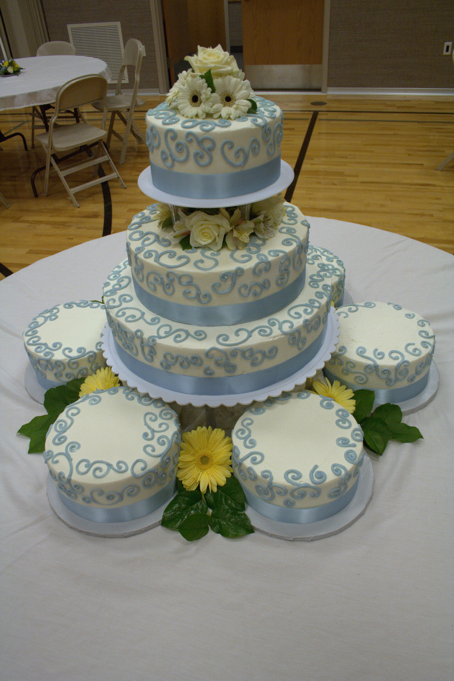 Wedding Cake With 6 Satellites - CakeCentral.com