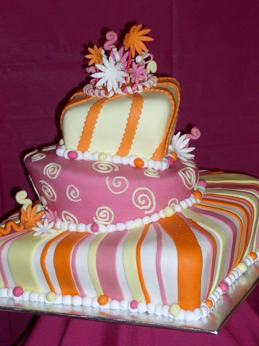 Daisy And Curls Cake - CakeCentral.com