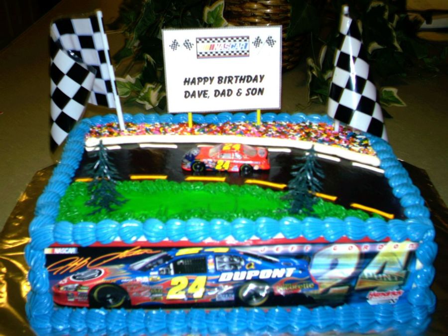 Jeff Gordon Cake - CakeCentral.com