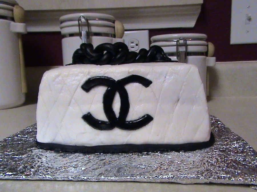 Sister's Chanel Cake - CakeCentral.com