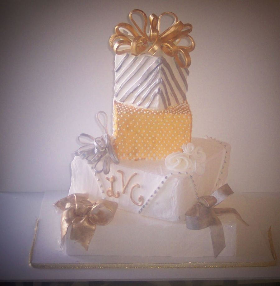 000_0003_00.jpg - CakeCentral.com