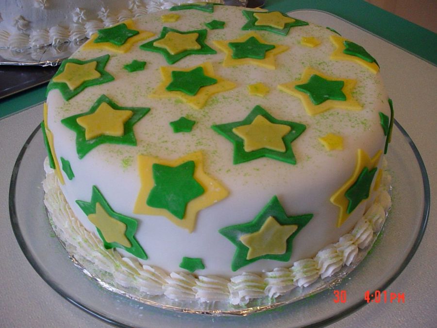 Fondant Stars - CakeCentral.com