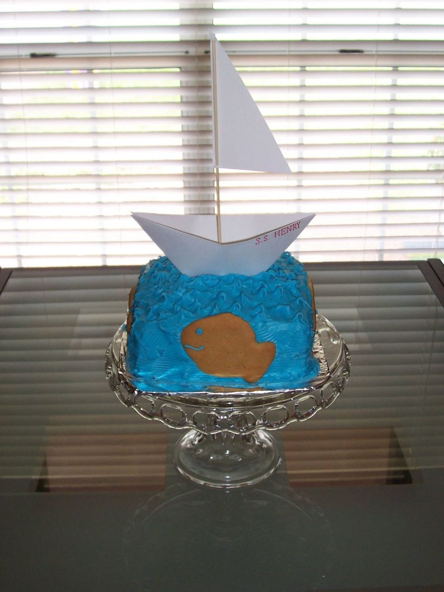 Sailboat Cake - CakeCentral.com