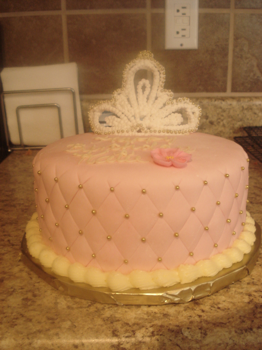 Royal Icing Tiara - CakeCentral.com
